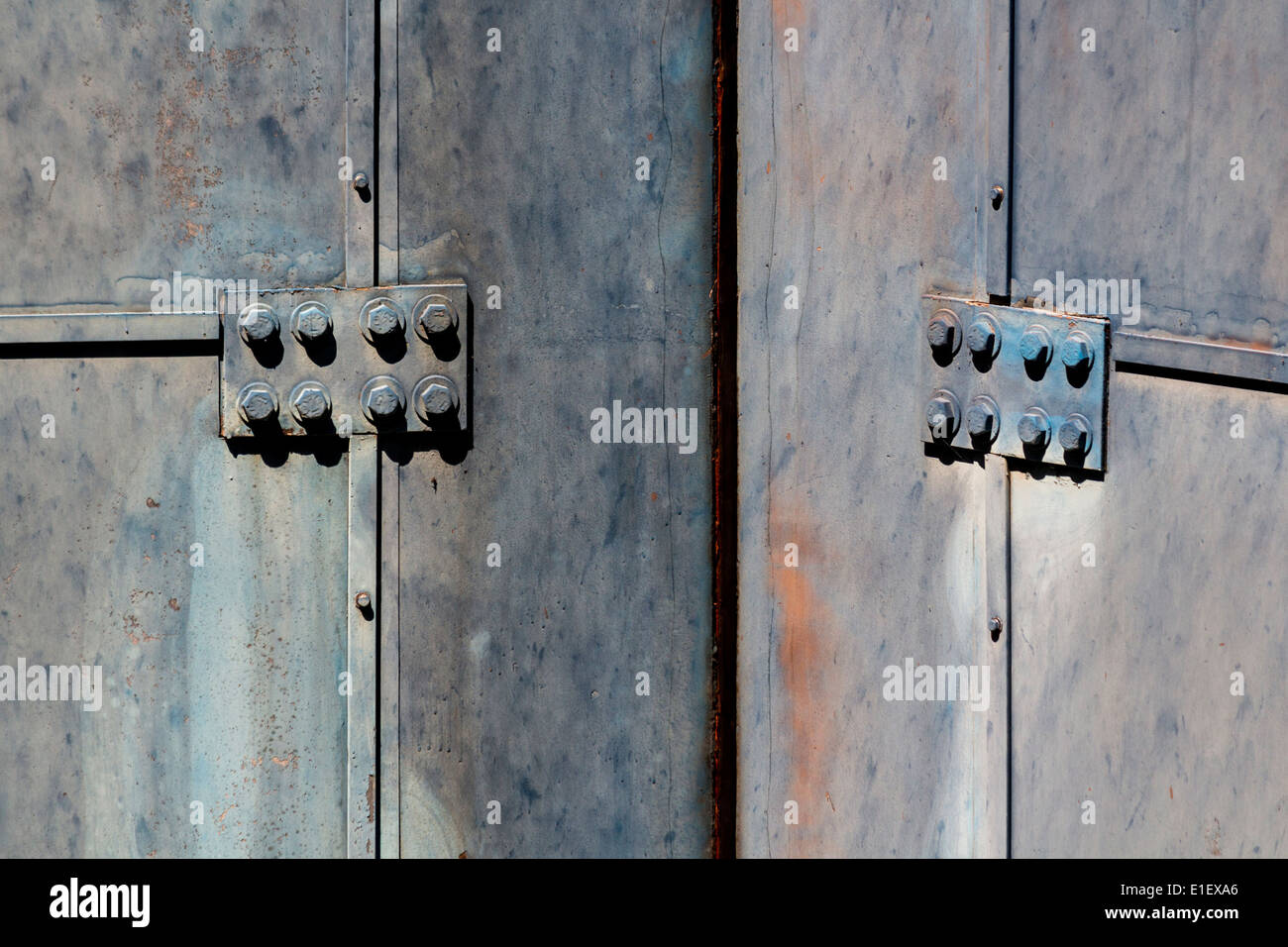 Steel concrete hi-res stock photography and images - Alamy