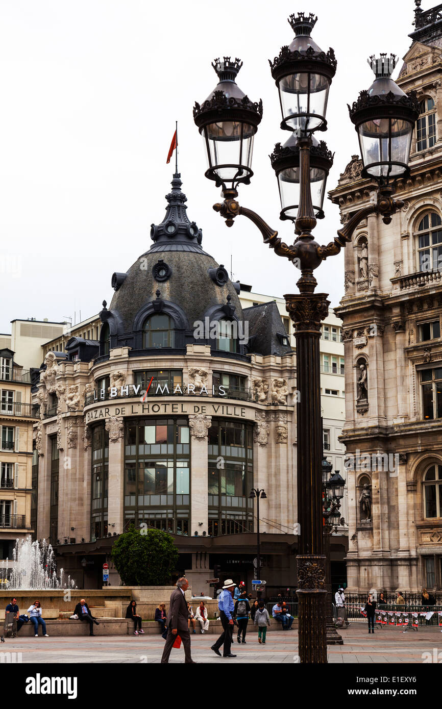 City hall front entrance hi-res stock photography and images - Alamy