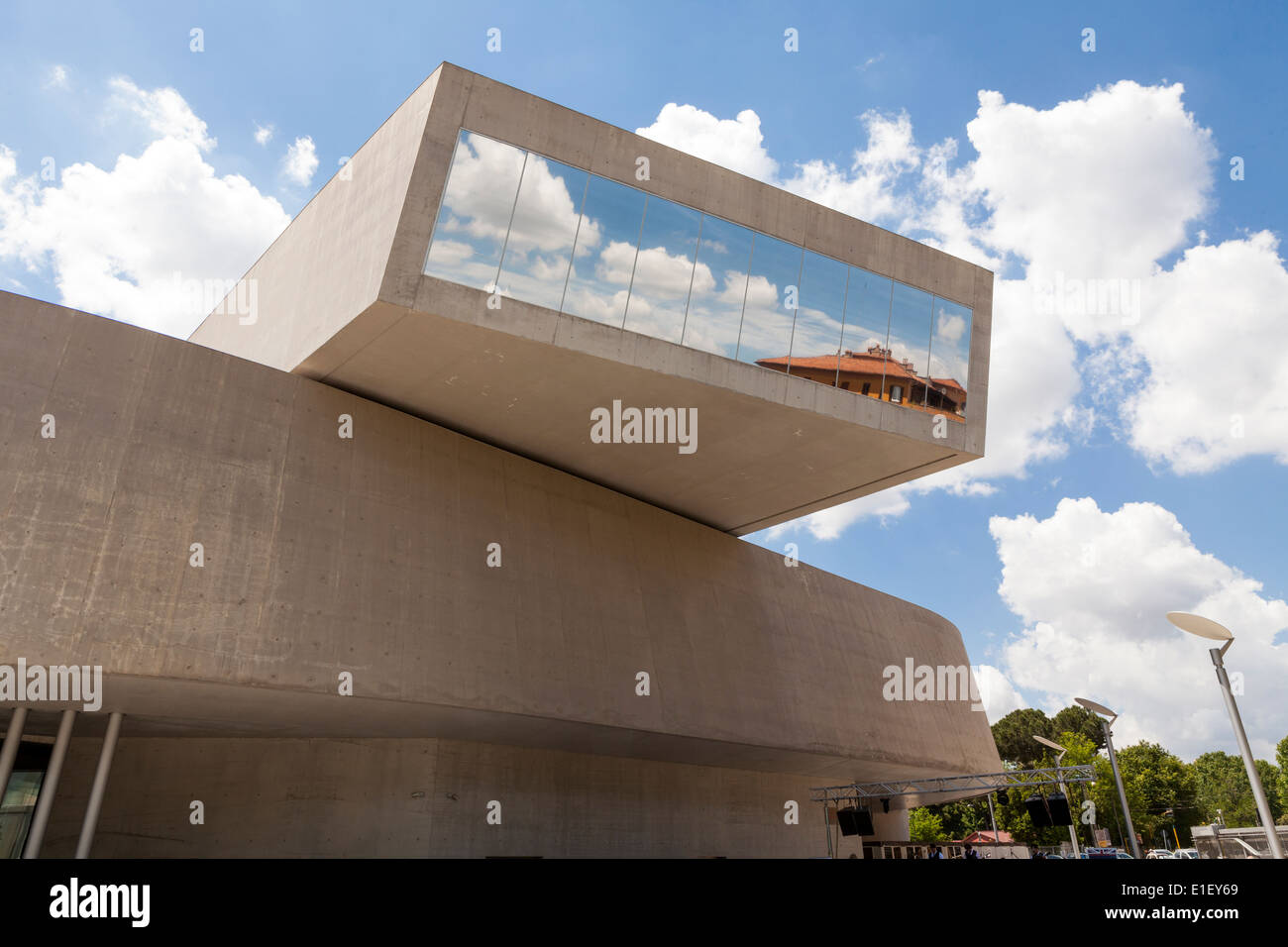 MAXXI Museum of the twenty first century building designed by Zaha ...