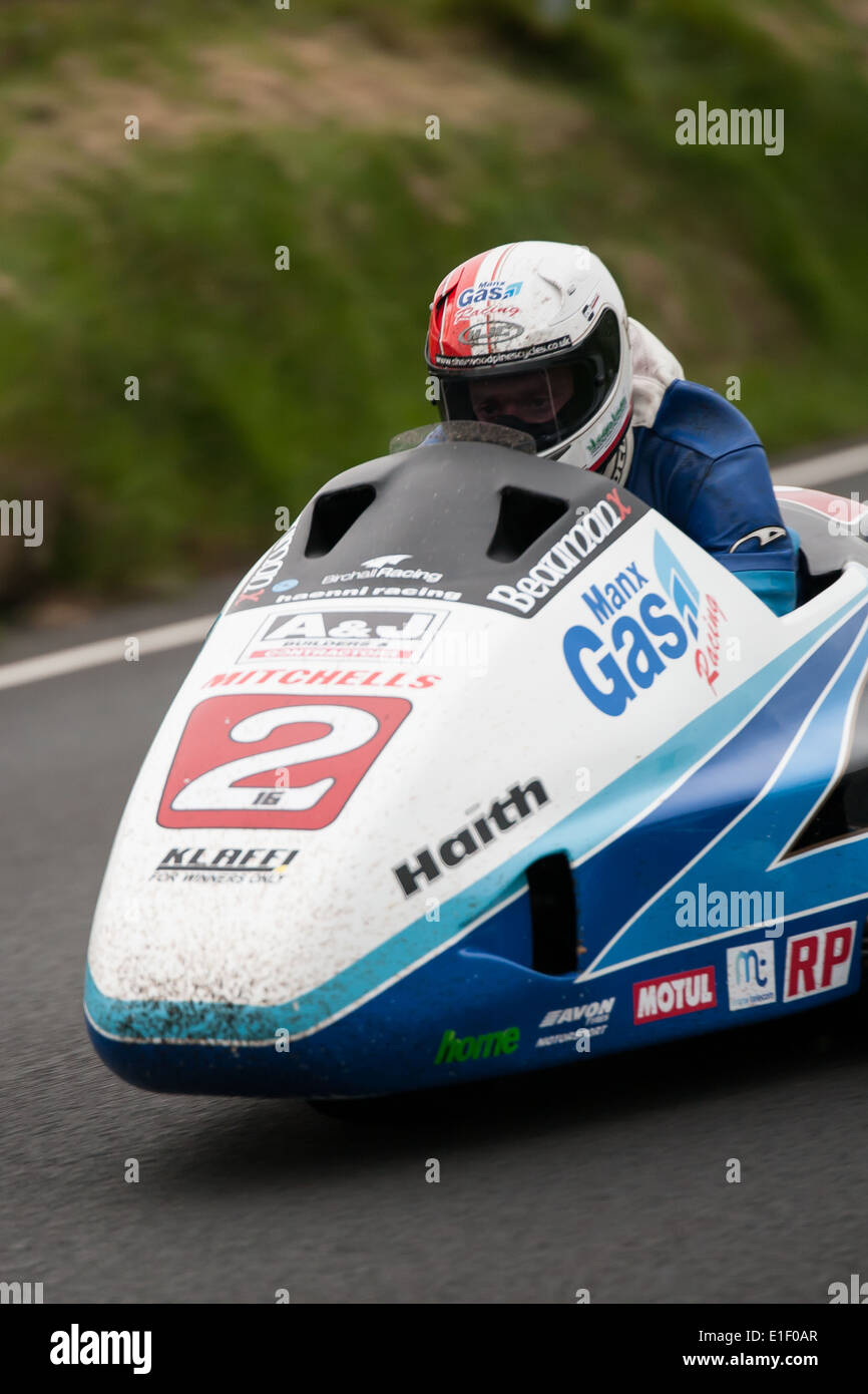 Ben Birchill pilots his sidecar as it accelerates out of Creg-Ny-Baa ...