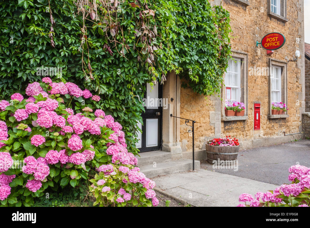 Post Office in the village of Castle Cary, Somerset, England, GB, UK ...