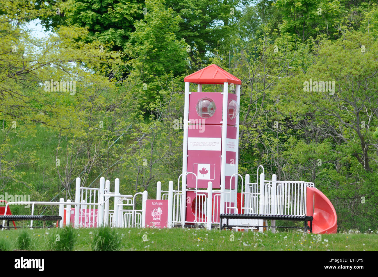 playground at Crystal Beach Fort Erie Ont Stock Photo - Alamy