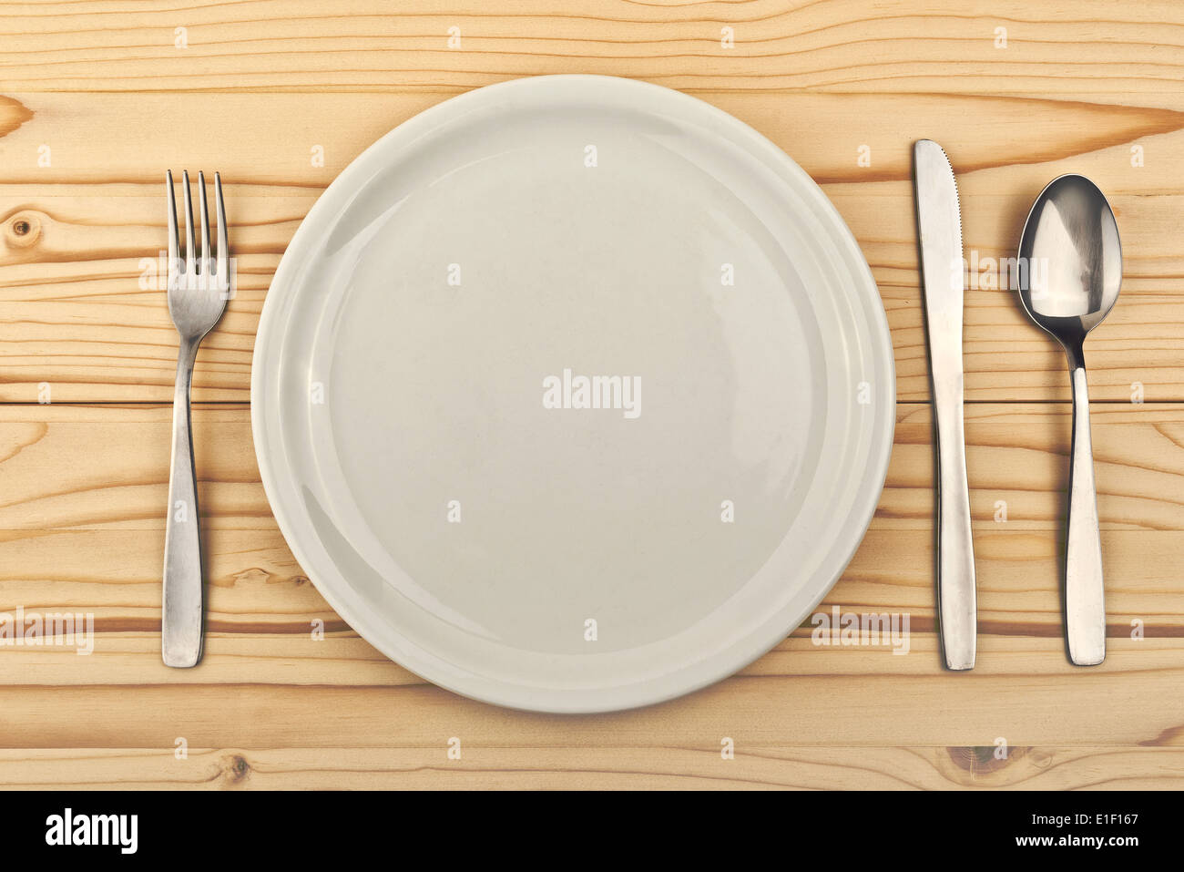 Empty plate hunger hi-res stock photography and images - Alamy