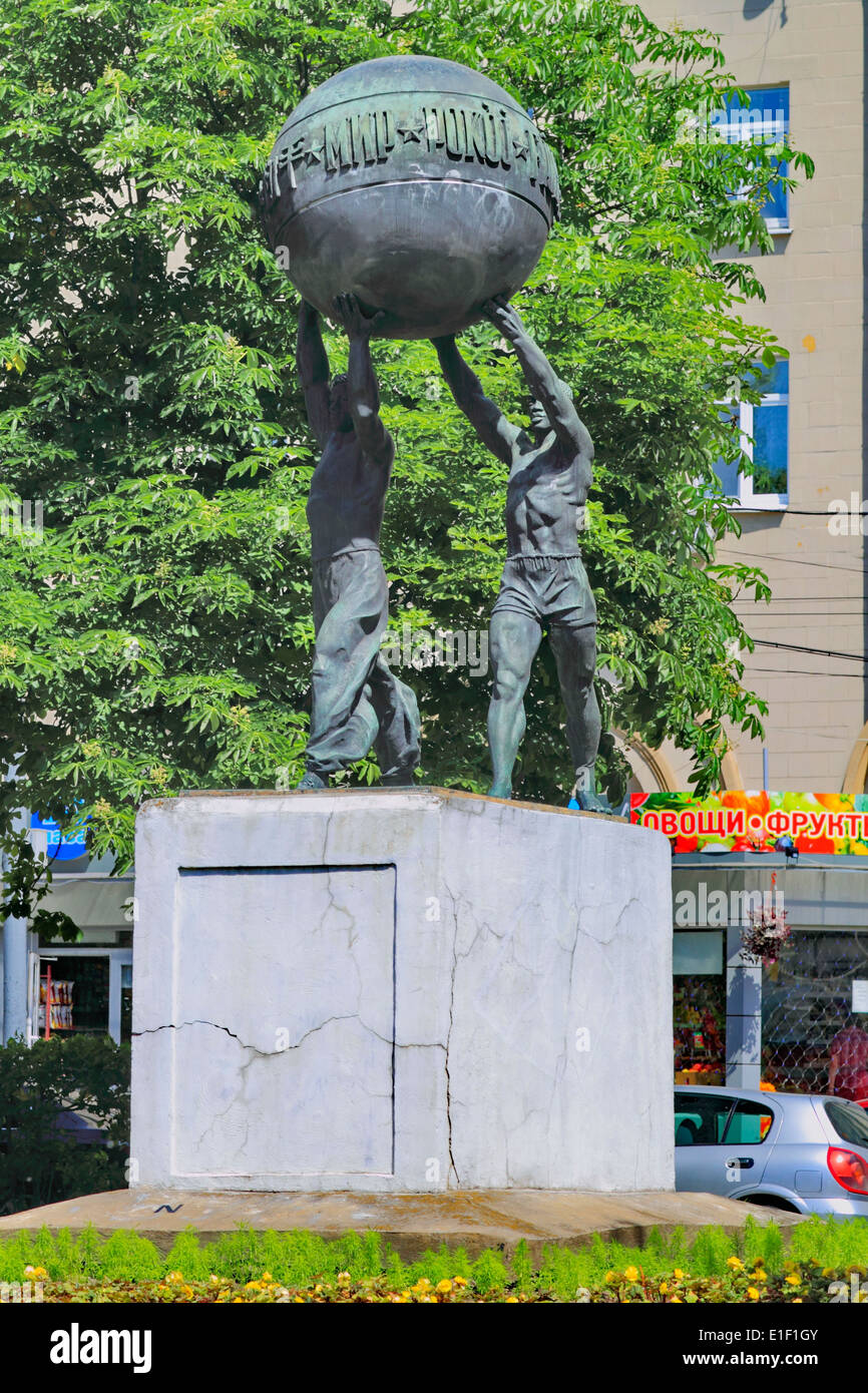 The monument to the athletes, in the hands of the Earth Stock Photo - Alamy