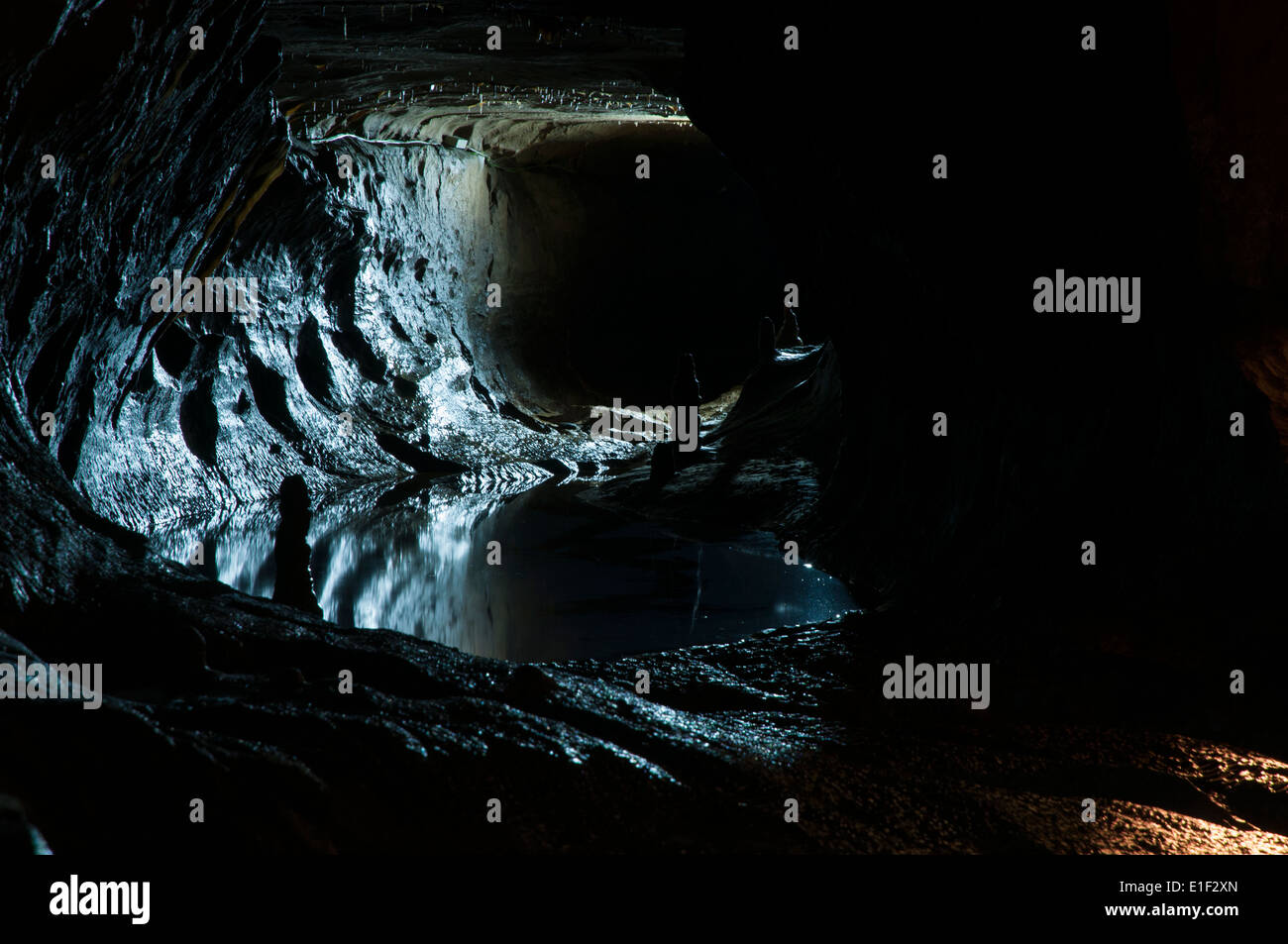 Underground pool limestone hi-res stock photography and images - Alamy