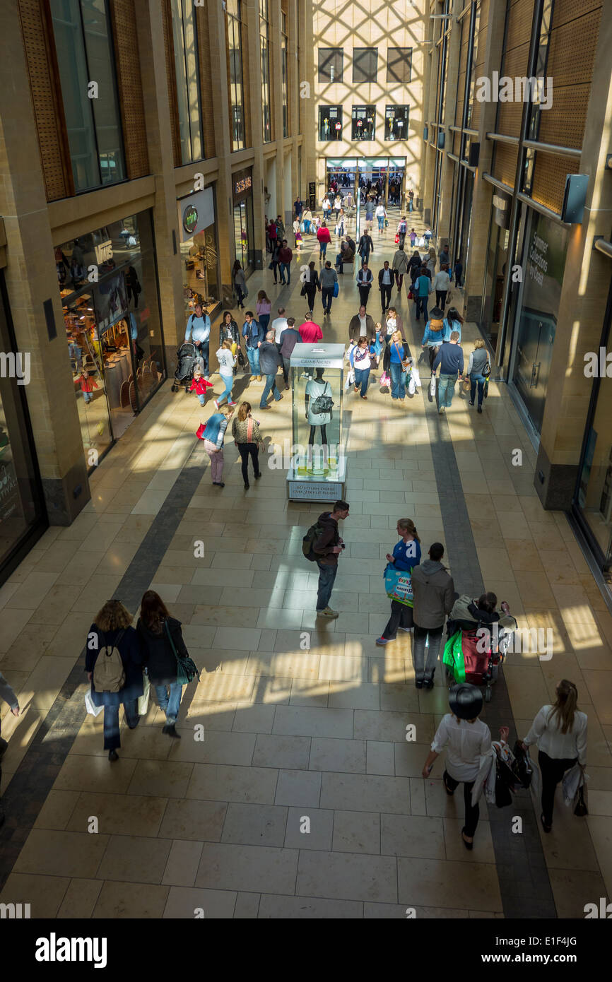 Busy Shopping Mall High Resolution Stock Photography and Images - Alamy