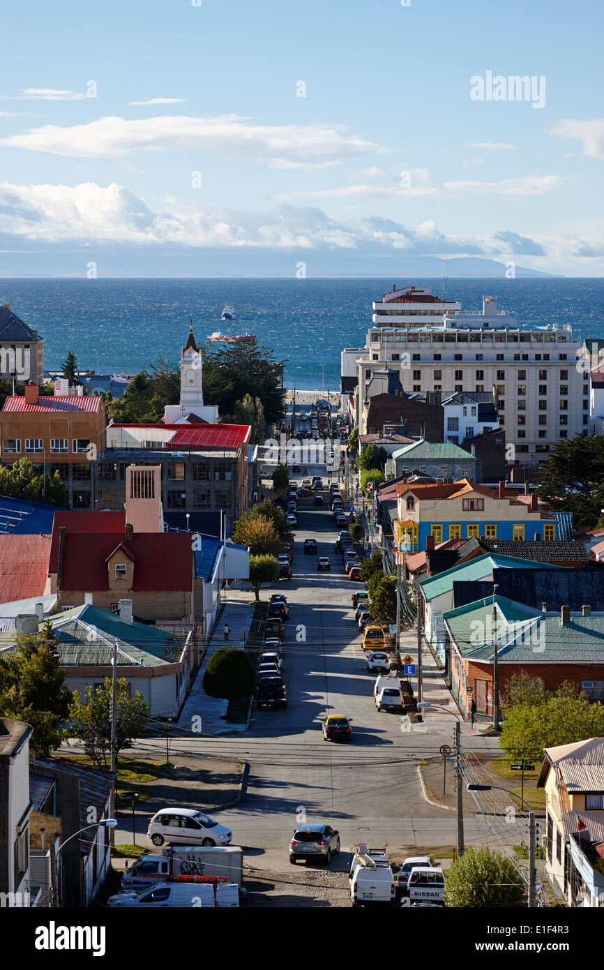Views over roofs hi-res stock photography and images - Alamy