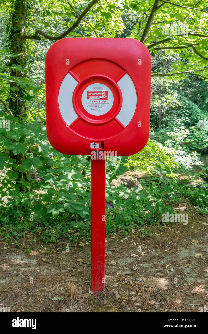 Life bouy sign hi-res stock photography and images - Alamy