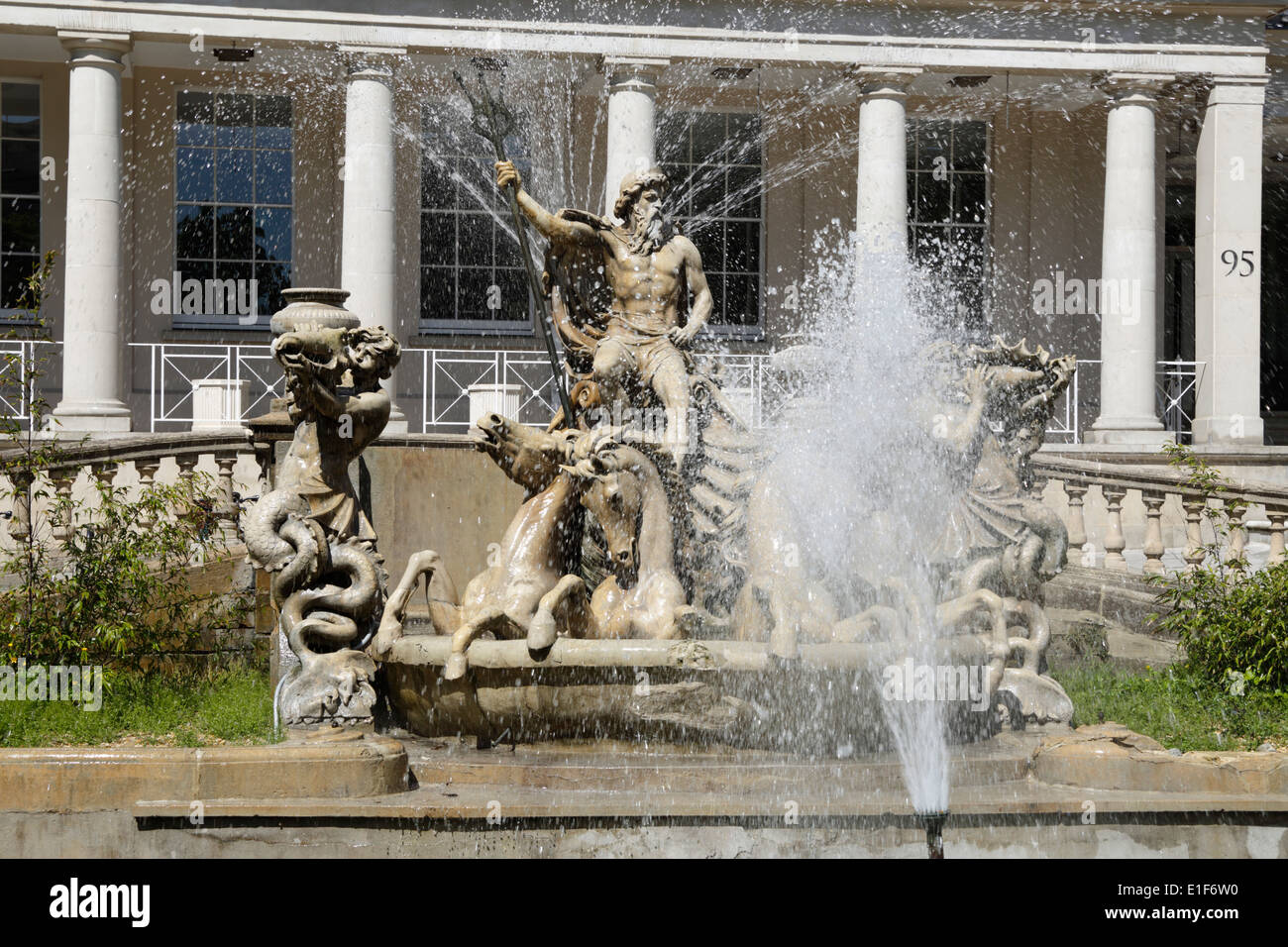 Neptune fountain cheltenham england hi-res stock photography and images ...