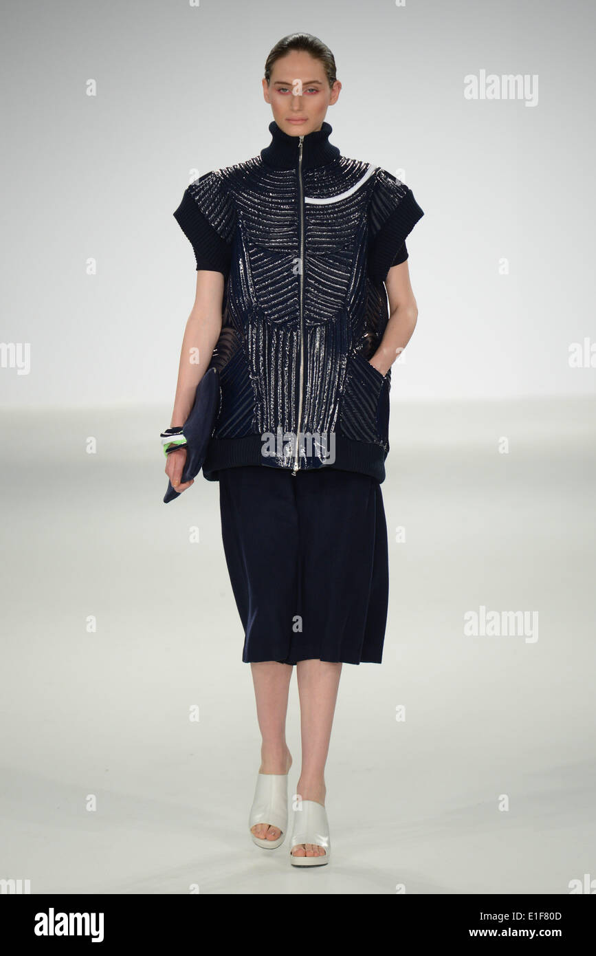 London, UK. 2nd June 2014. Model wearing a Stephanie Parsons designed ...