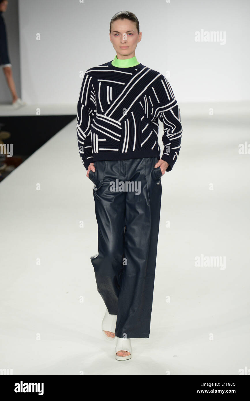 London, UK. 2nd June 2014. Model wearing a Stephanie Parsons designed ...