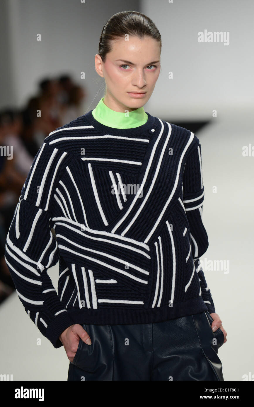 London, UK. 2nd June 2014. Model wearing a Stephanie Parsons designed ...