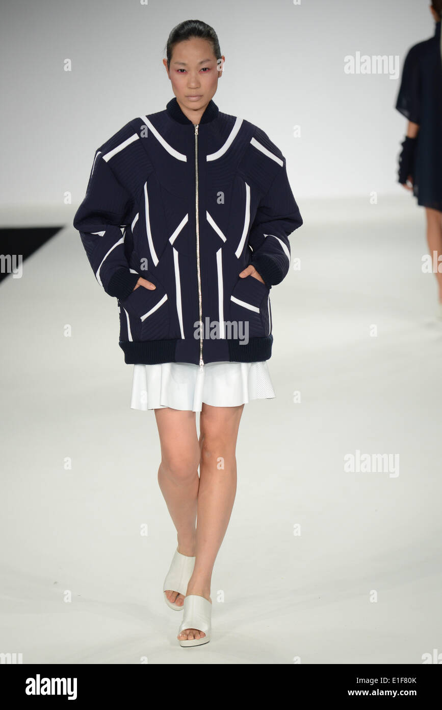 London, UK. 2nd June 2014. Model wearing a Stephanie Parsons designed ...