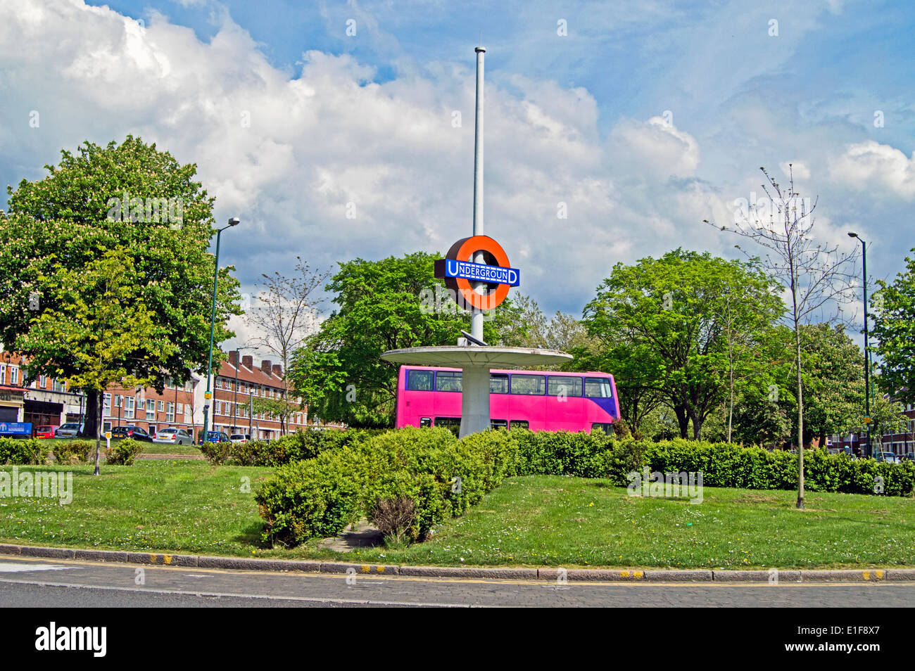 Queensbury underground station hi-res stock photography and images - Alamy
