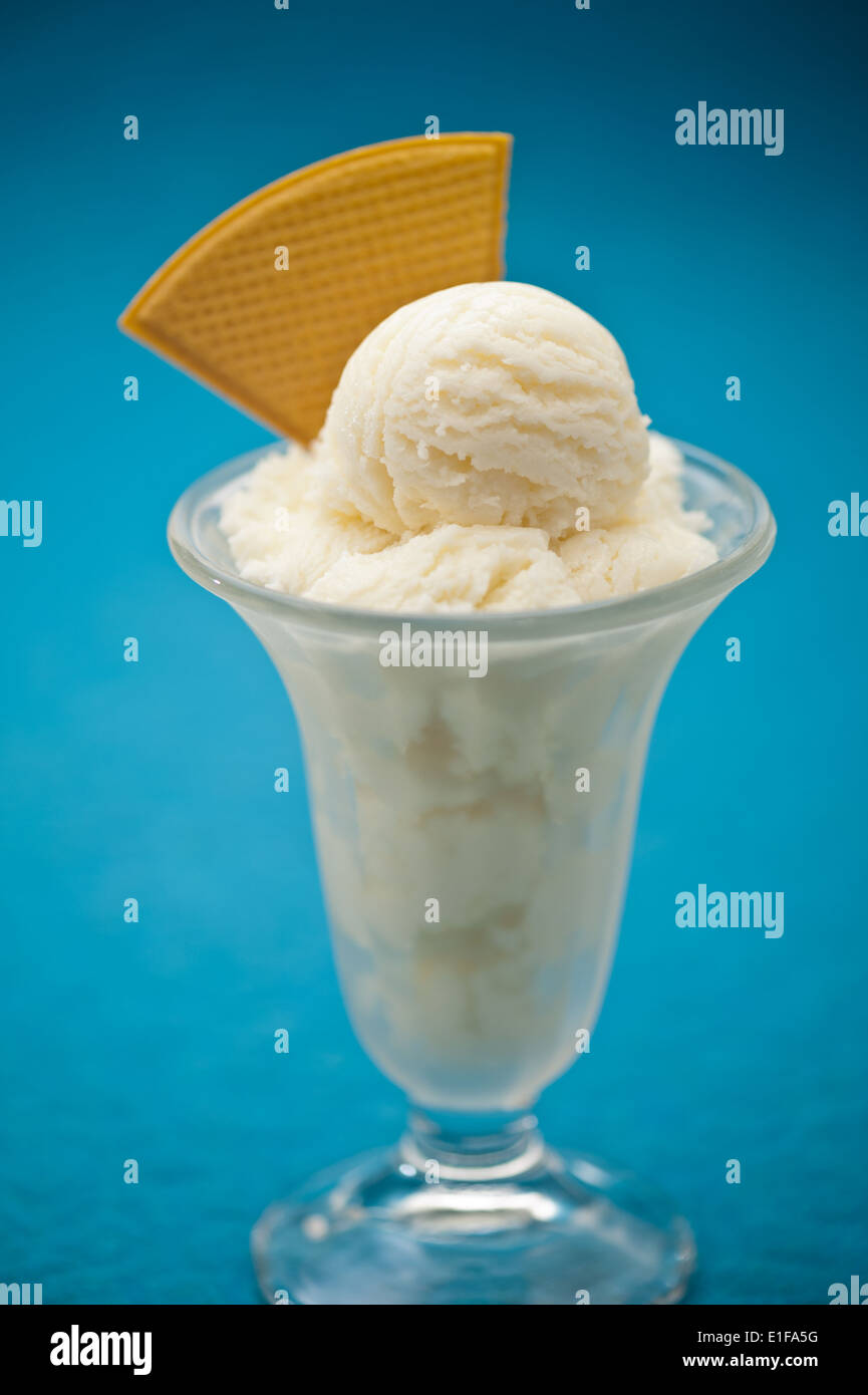 Vanilla ice cream in a tall glass Stock Photo - Alamy