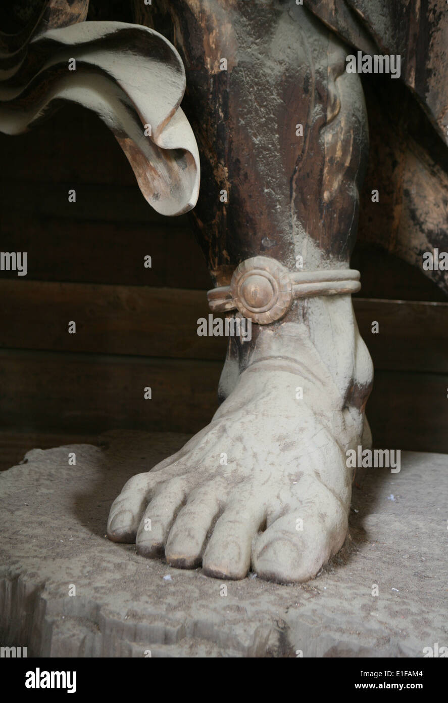 Nandaimon, the Great Southern Gate of Todaiji temple Stock Photo - Alamy