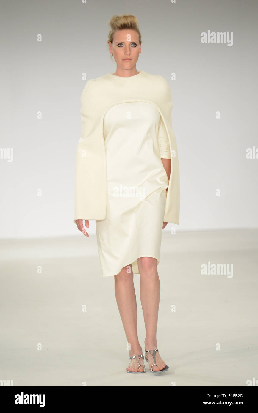 London, UK. 2nd June 2014. Model wearing a Elizabeth Grant designed ...