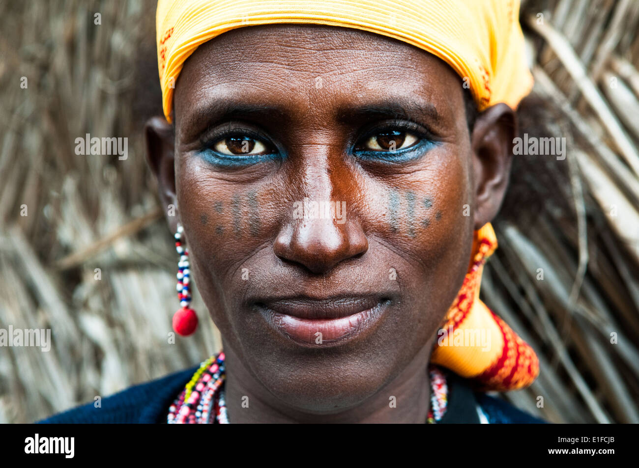 Benin woman hi-res stock photography and images - Alamy