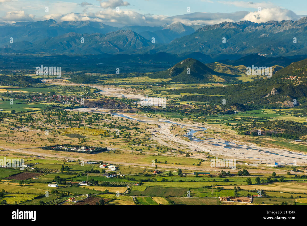 Kalambaka hi-res stock photography and images - Alamy