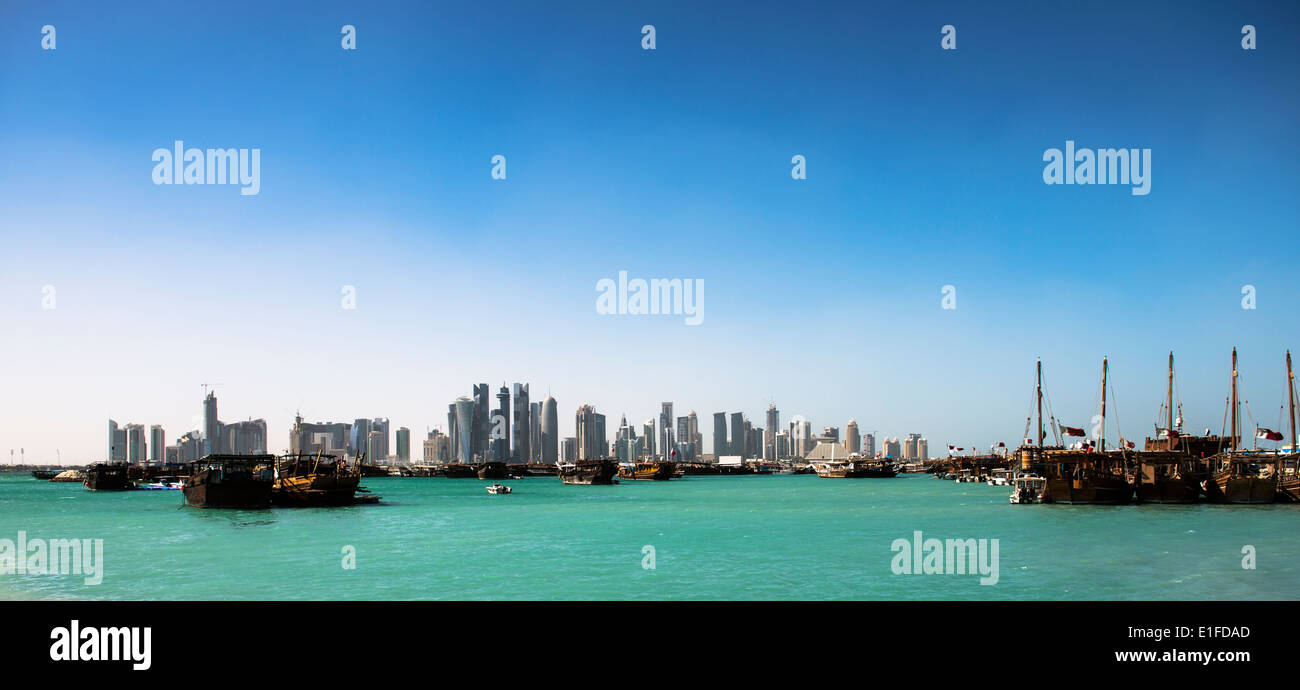 Doha qatar landscape hi-res stock photography and images - Alamy
