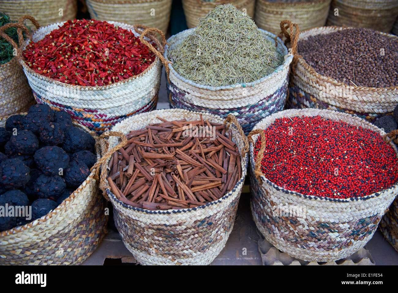 Souk luxor egypt hi-res stock photography and images - Alamy