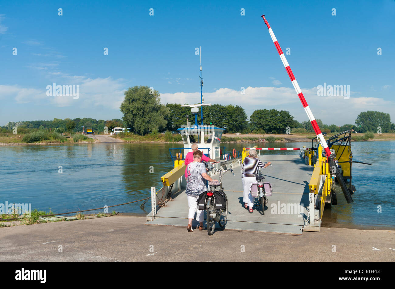 Small ferry boat hi-res stock photography and images - Alamy