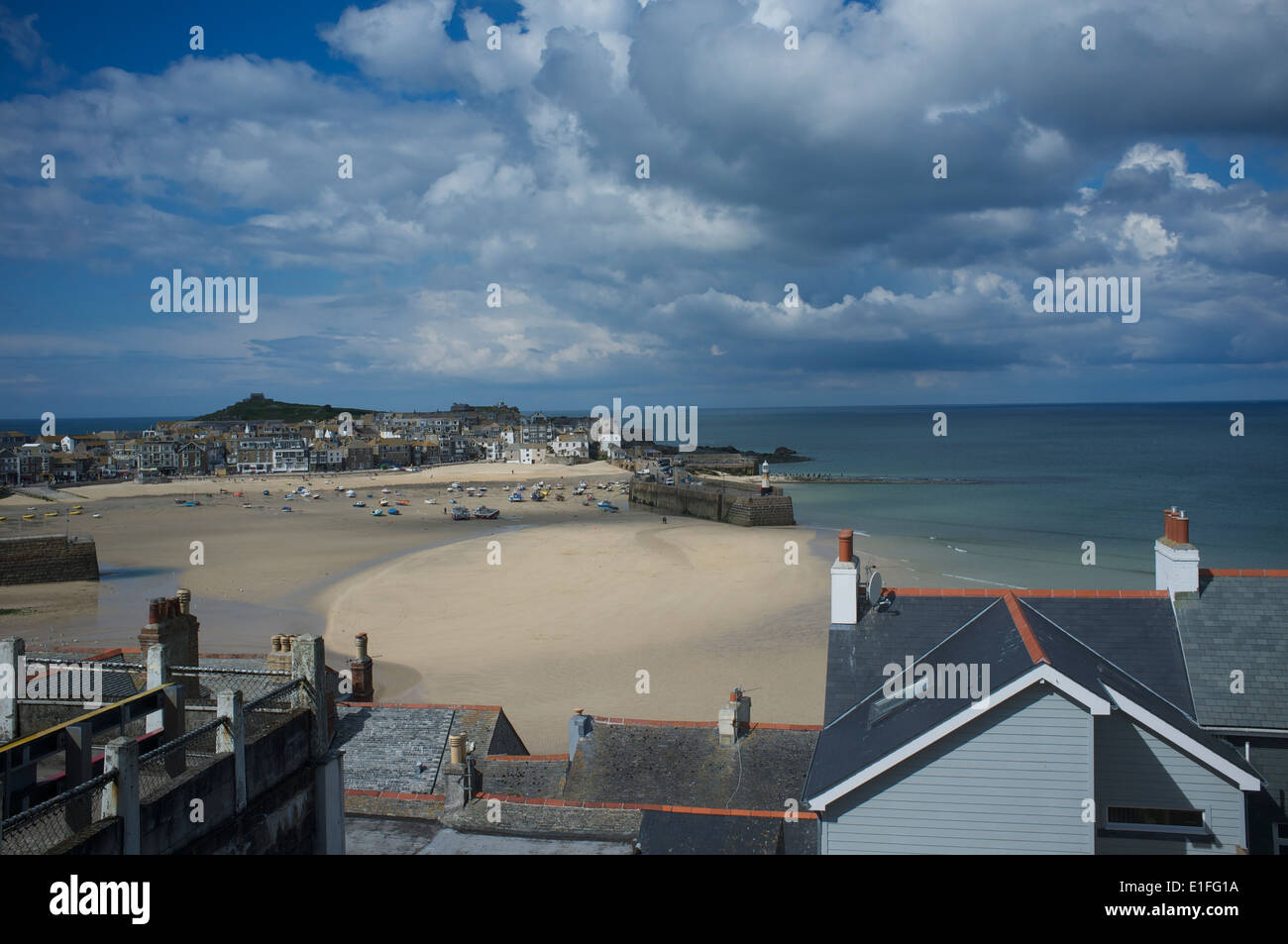 St Ives harbour Stock Photo - Alamy