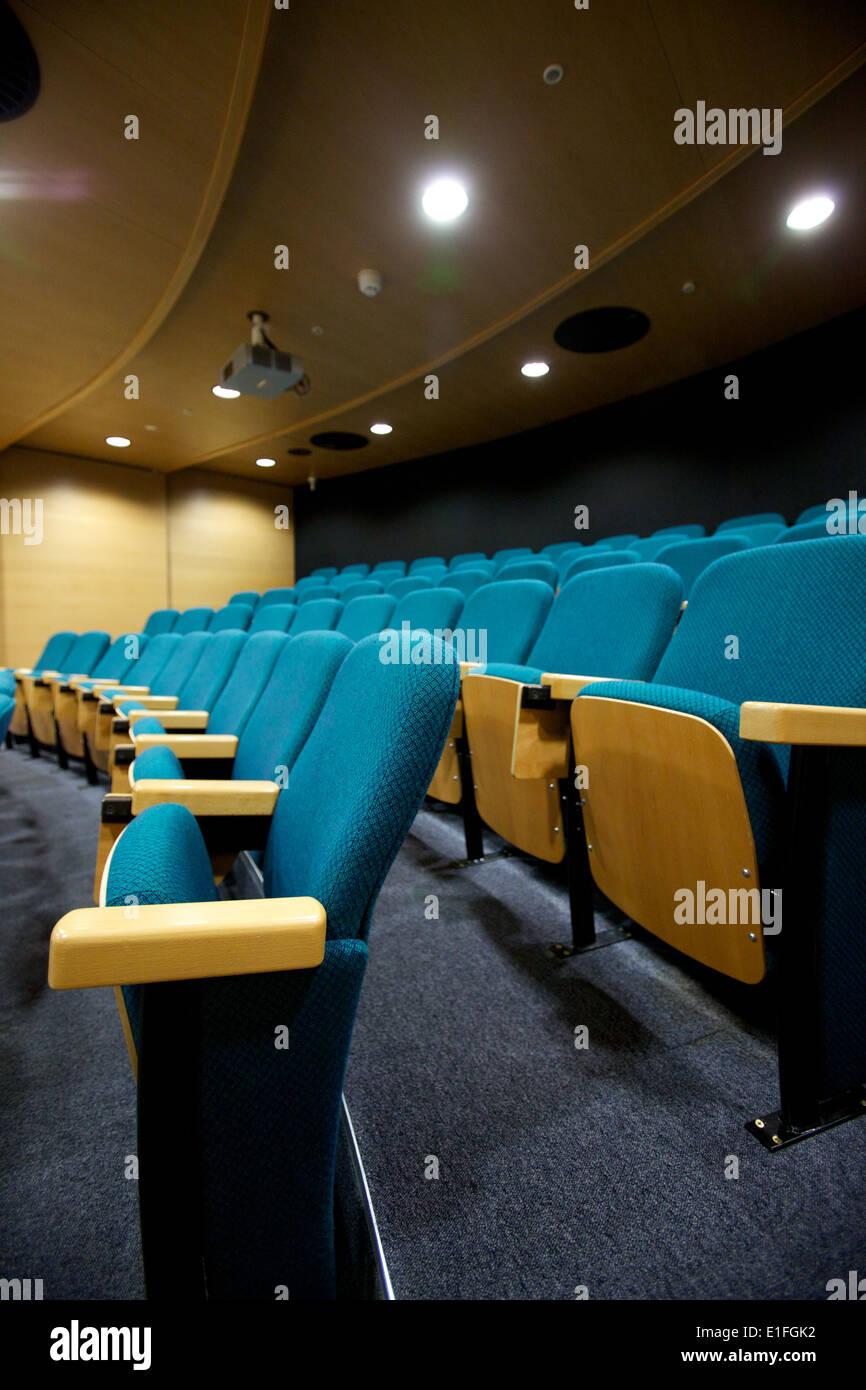 Lecture theatre seating in auditorium setting Stock Photo - Alamy