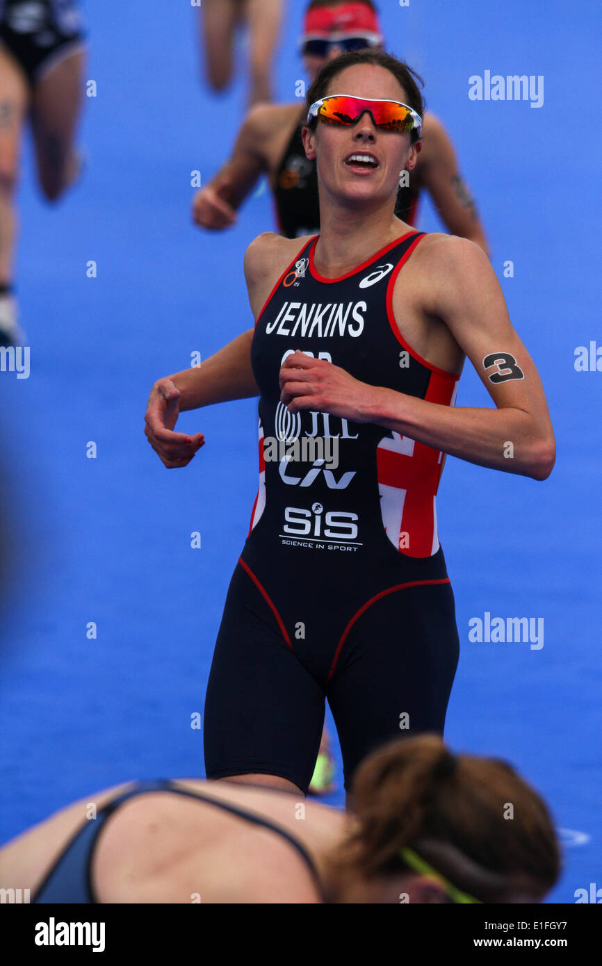 Helen Jenkins of GBR during the 2014 ITU Triathlon held in London Stock ...