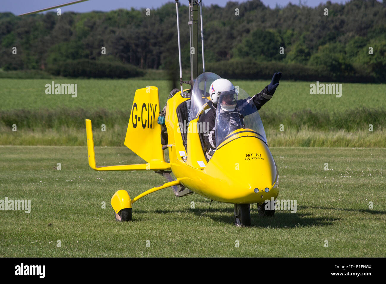Rotosport autogiro MT-03 G-CFGY at Northrepps Airfield Stock Photo - Alamy
