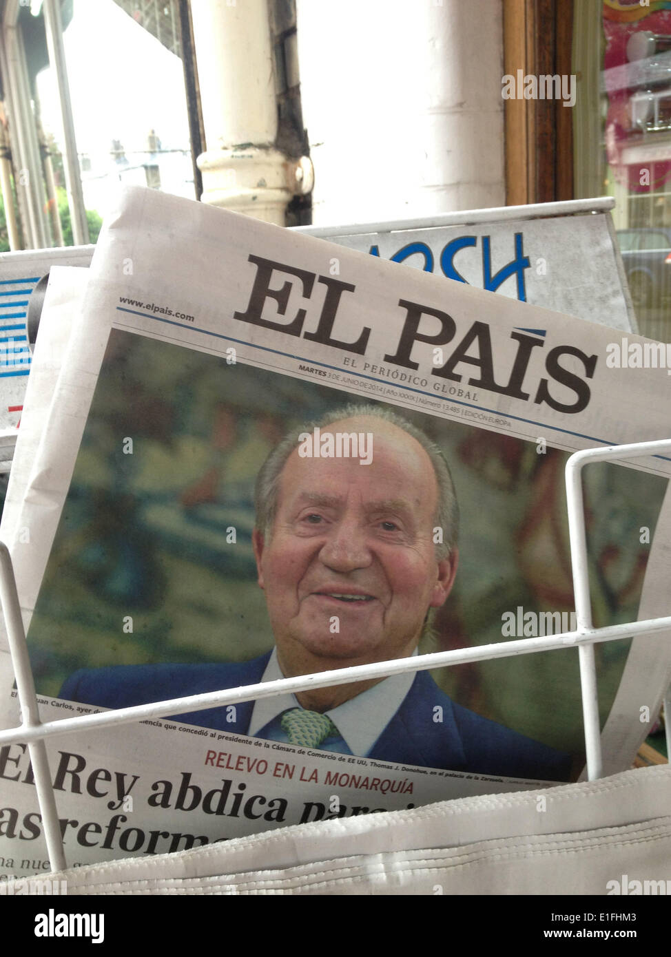 London UK. 3rd June 2014. Spanish newspaper El Pais with a front page ...
