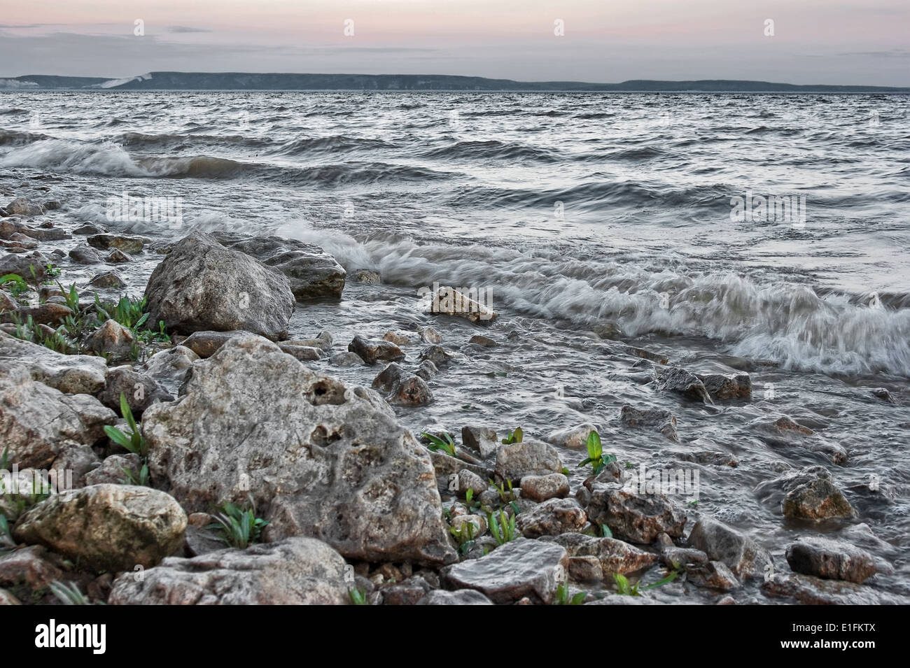 Surf on rocky coastline hi-res stock photography and images - Alamy
