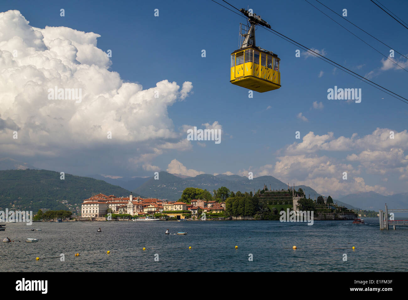Mottarone cable car hi-res stock photography and images - Alamy