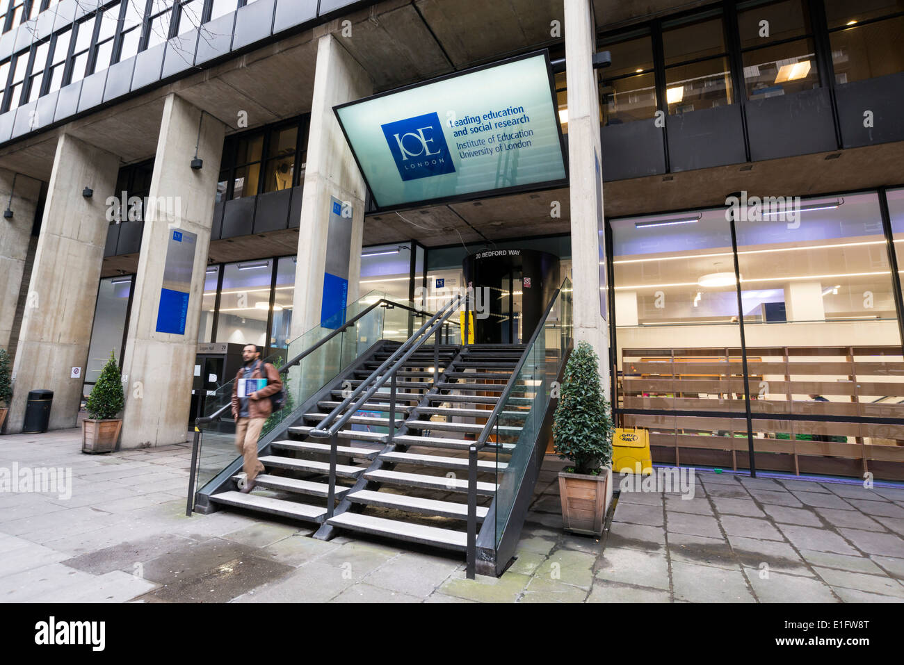 London higher education hi-res stock photography and images - Alamy