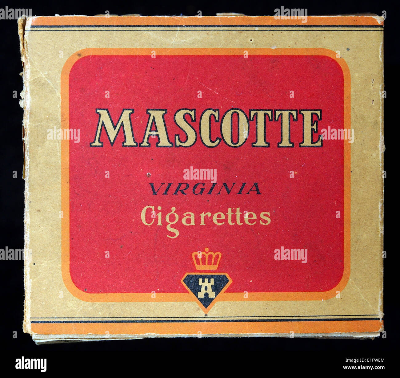 European cigarette box hi-res stock photography and images - Alamy