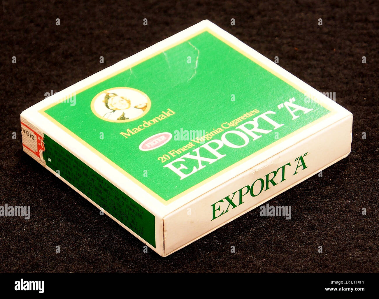 Export A cigarettes box Stock Photo - Alamy
