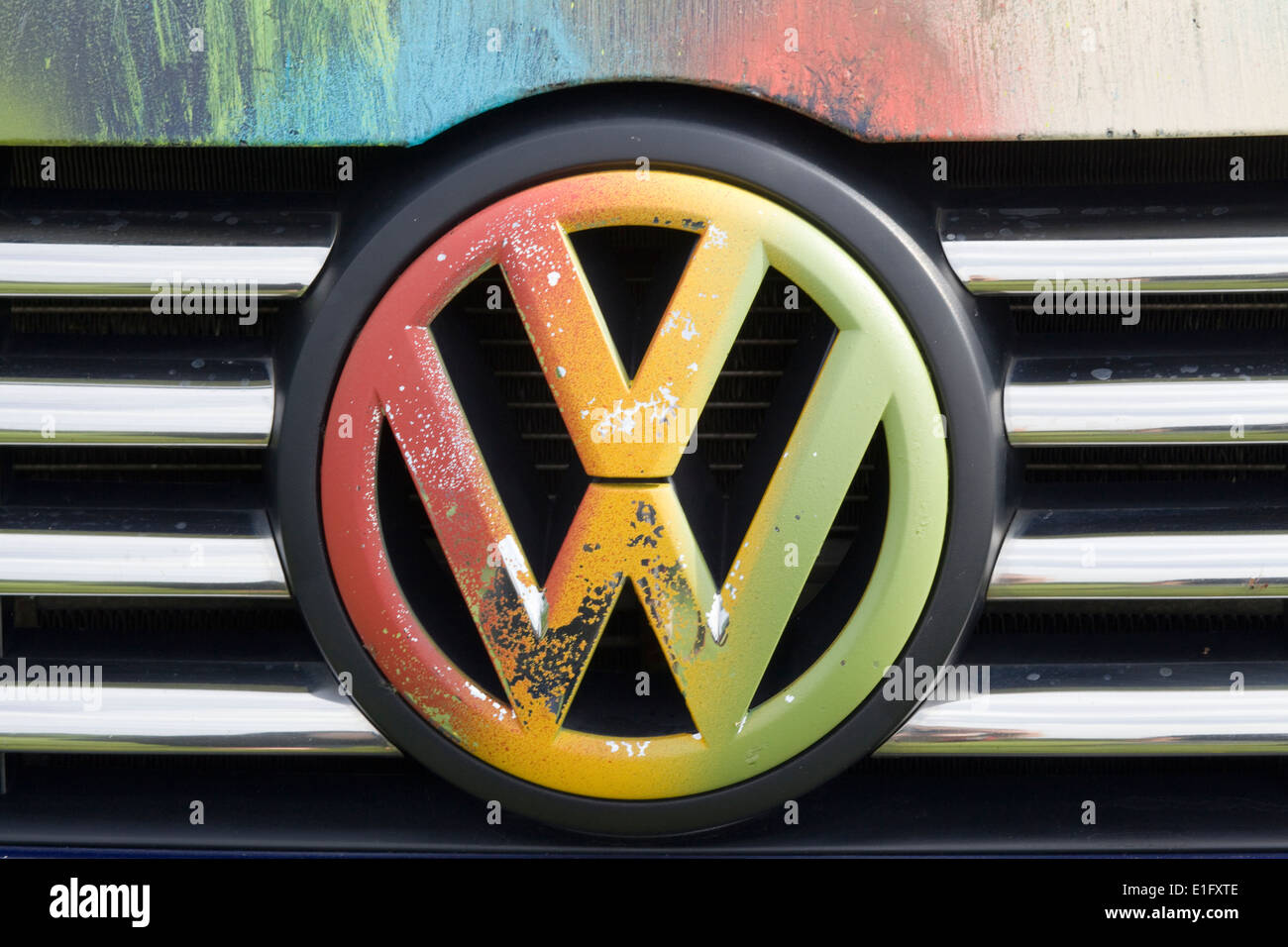Vw grille logo volkswagon hi-res stock photography and images - Alamy