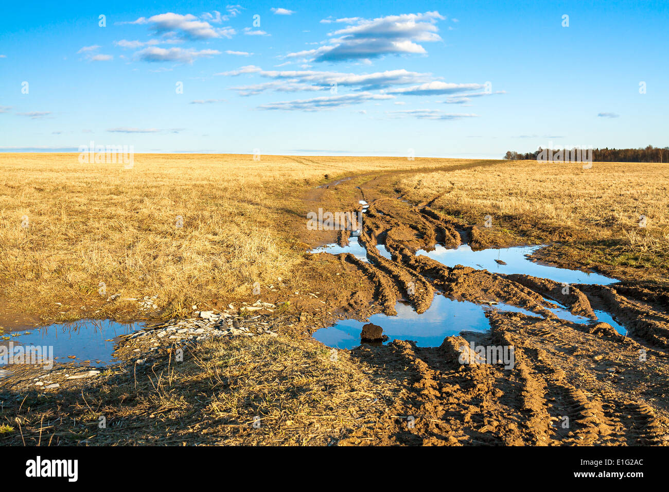 Messy rural road hi-res stock photography and images - Alamy