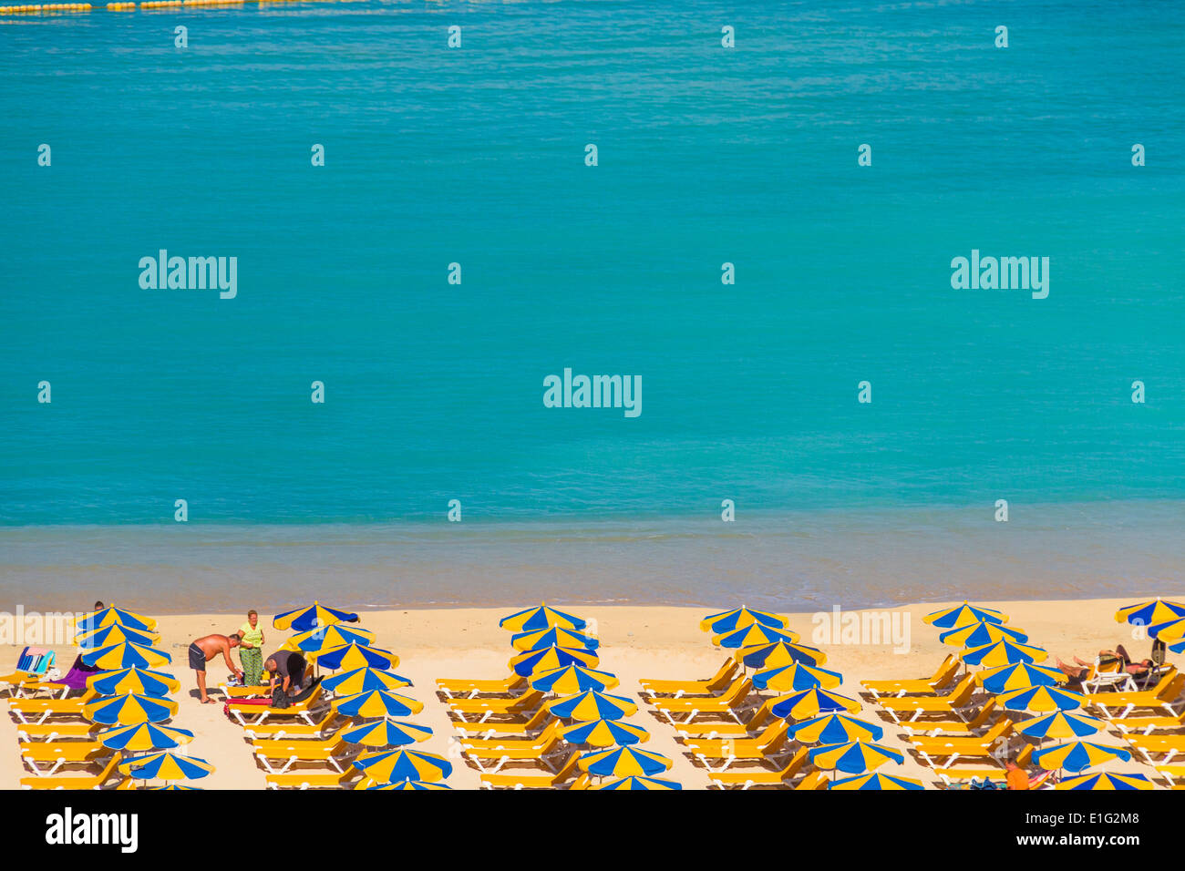 Busy beach in puerto rico hi-res stock photography and images - Alamy