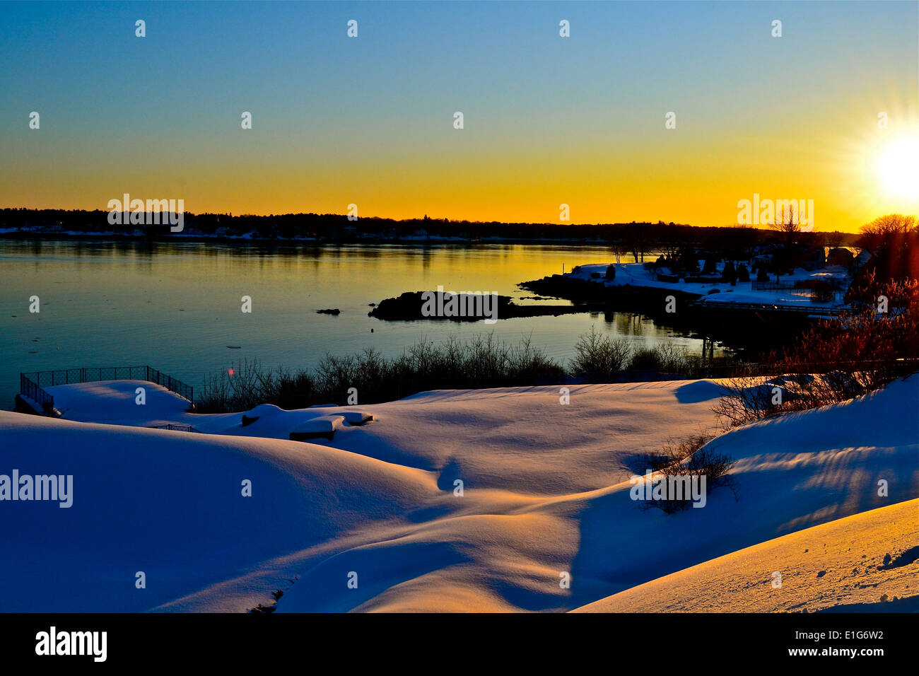 Untouched snow hi-res stock photography and images - Alamy