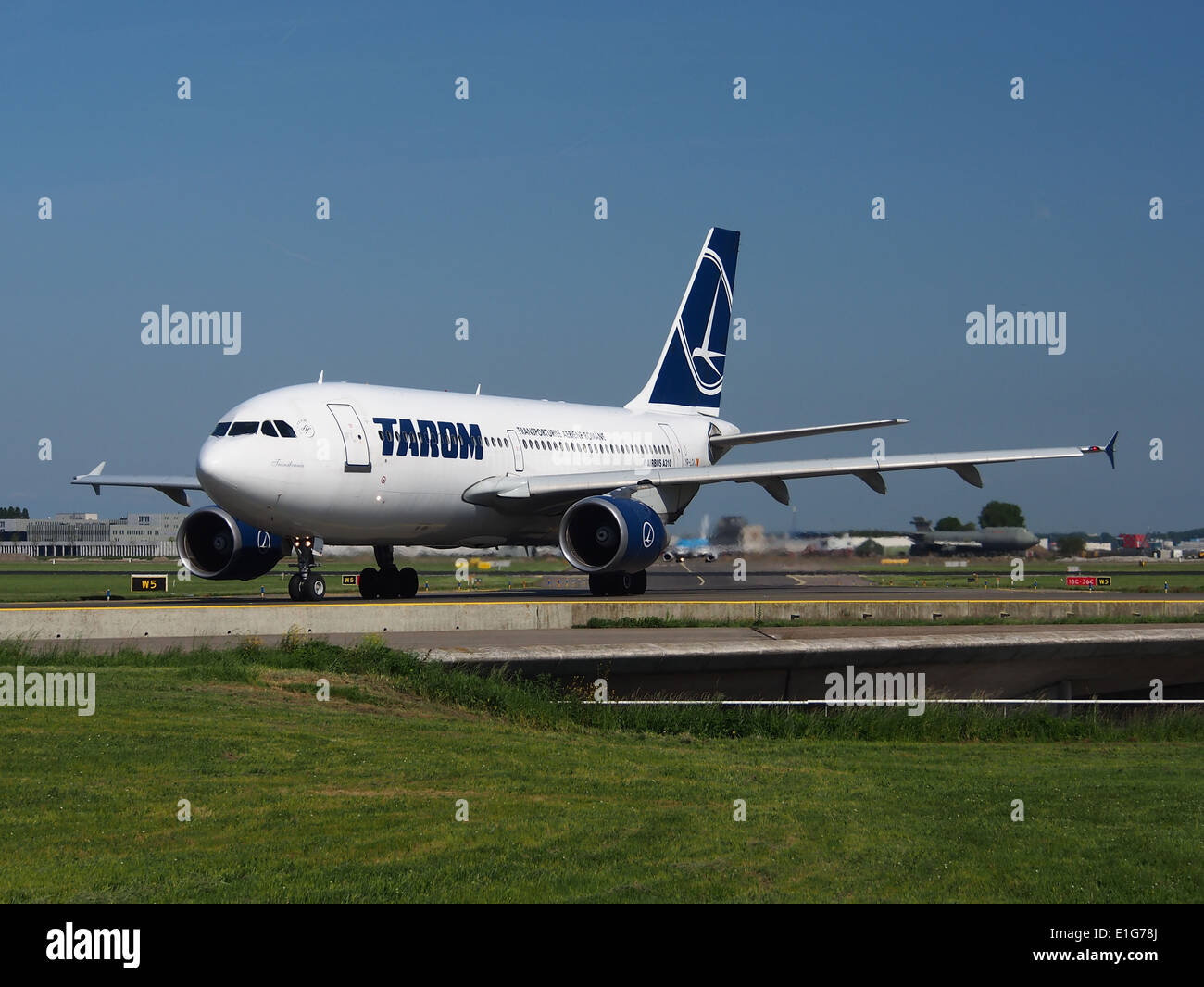 The YR-LCA TAROM Airbus A310-325(ET) at Schiphol Airport on May 16 ...