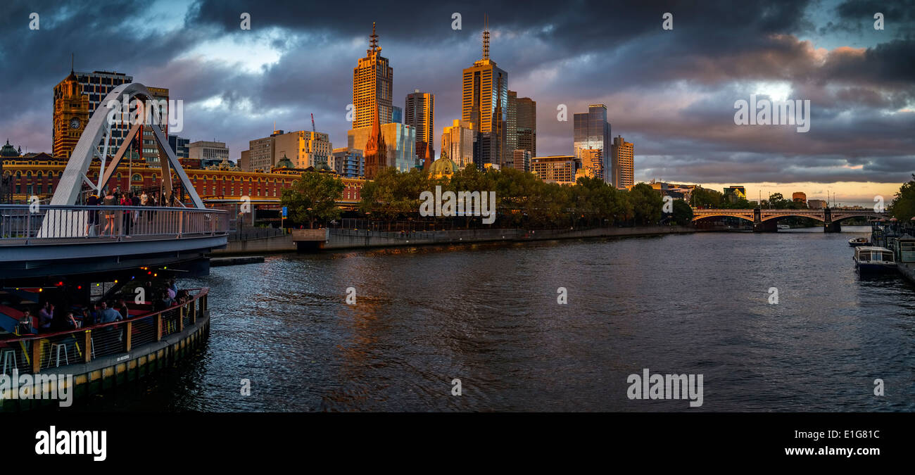 Melbourne Downtown at Sunset, Melbourne, Australia Stock Photo - Alamy
