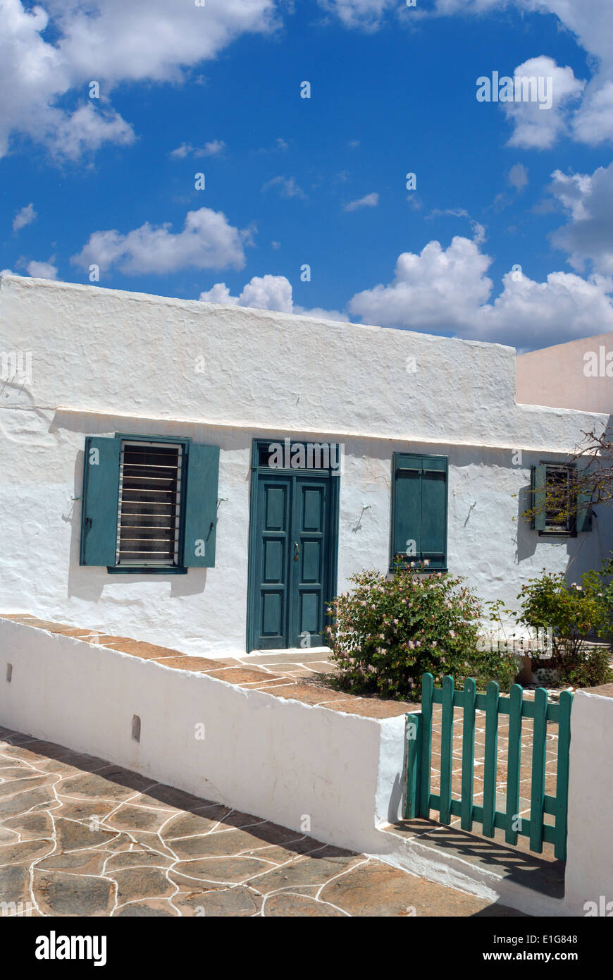 Traditional Greek house on Sifnos island, Greece Stock Photo - Alamy