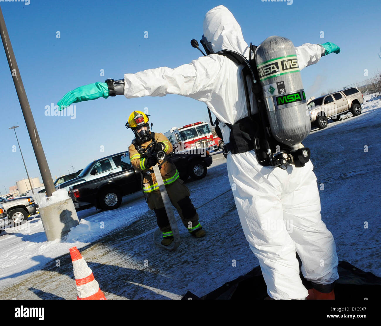 Responder decontamination hi-res stock photography and images - Alamy