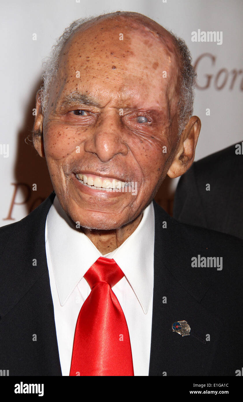 Roscoe Johnson's Instagram, Twitter & Facebook on IDCrawl