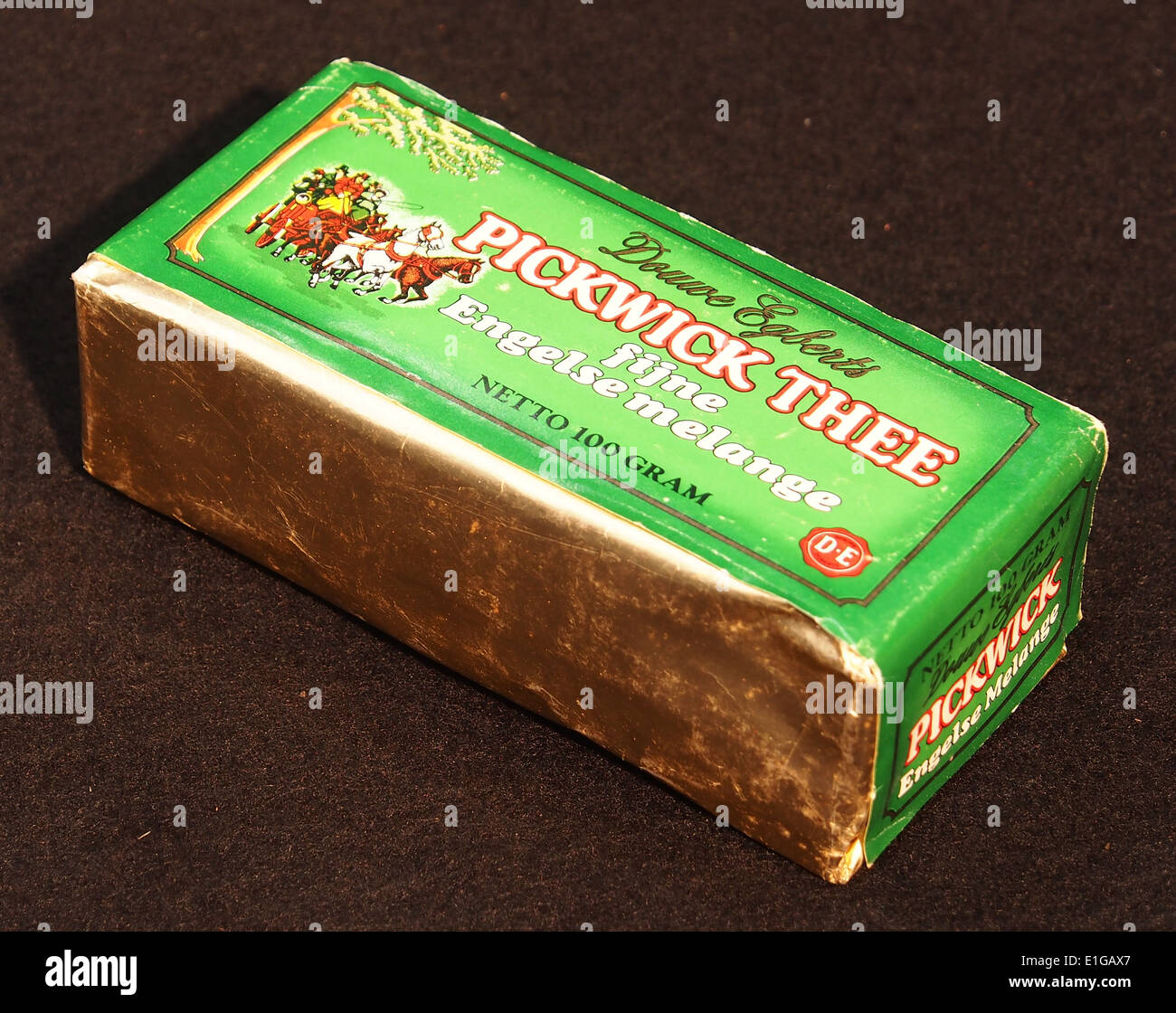 Pickwick tea bag hi-res stock photography and images - Alamy