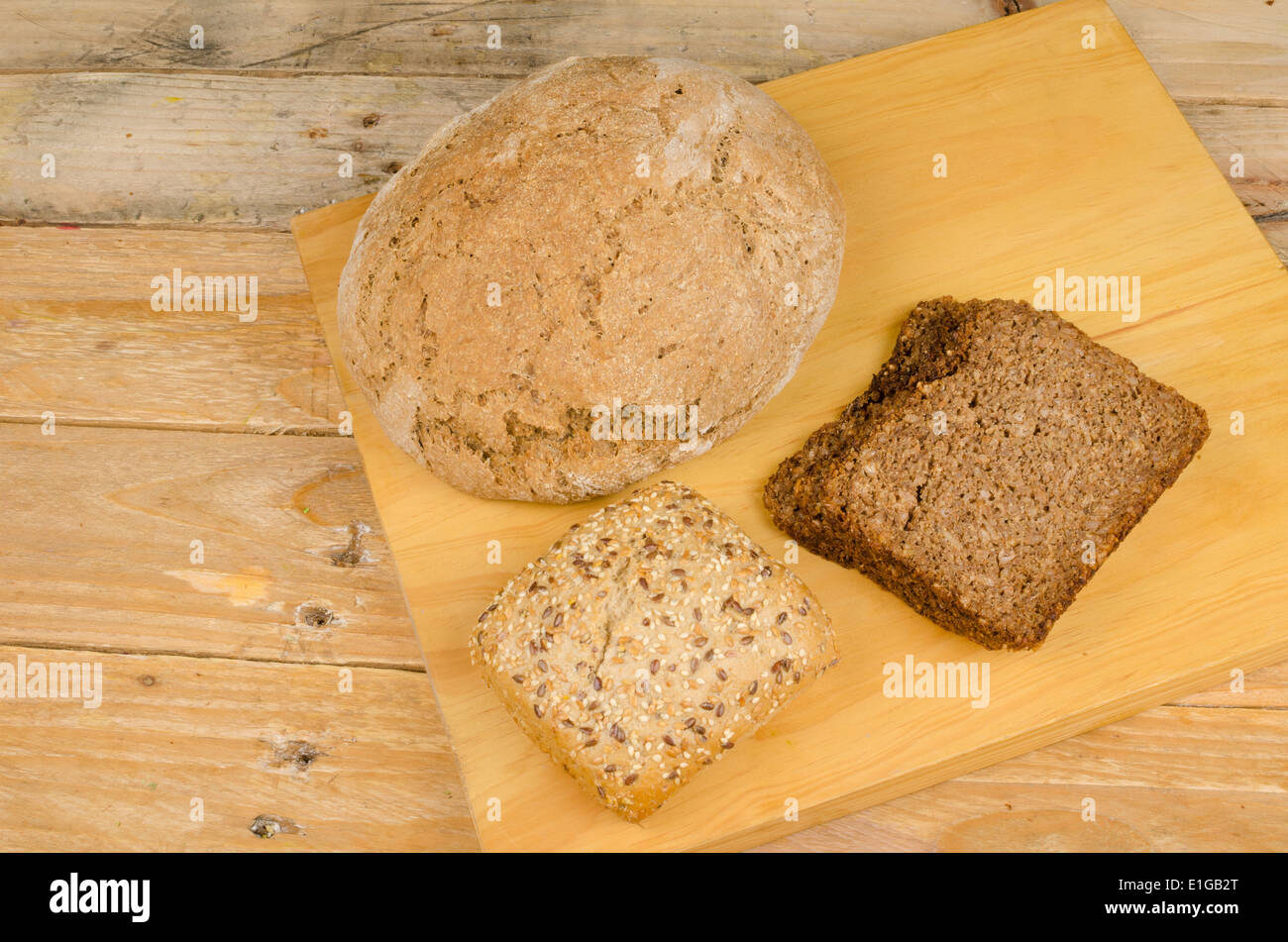 Different types of German whole wheat bread Stock Photo - Alamy