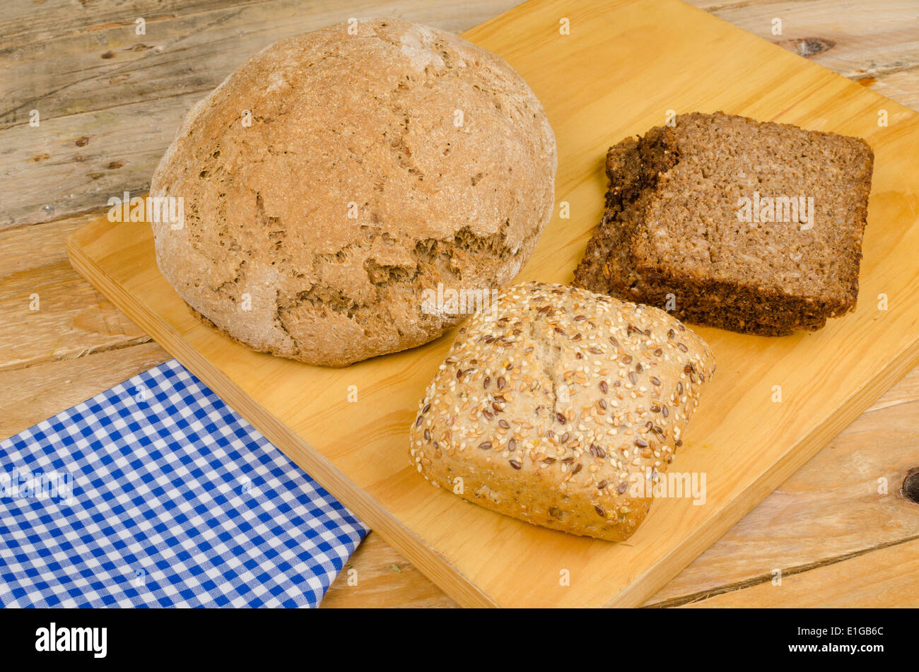 Different types of German whole wheat bread Stock Photo - Alamy