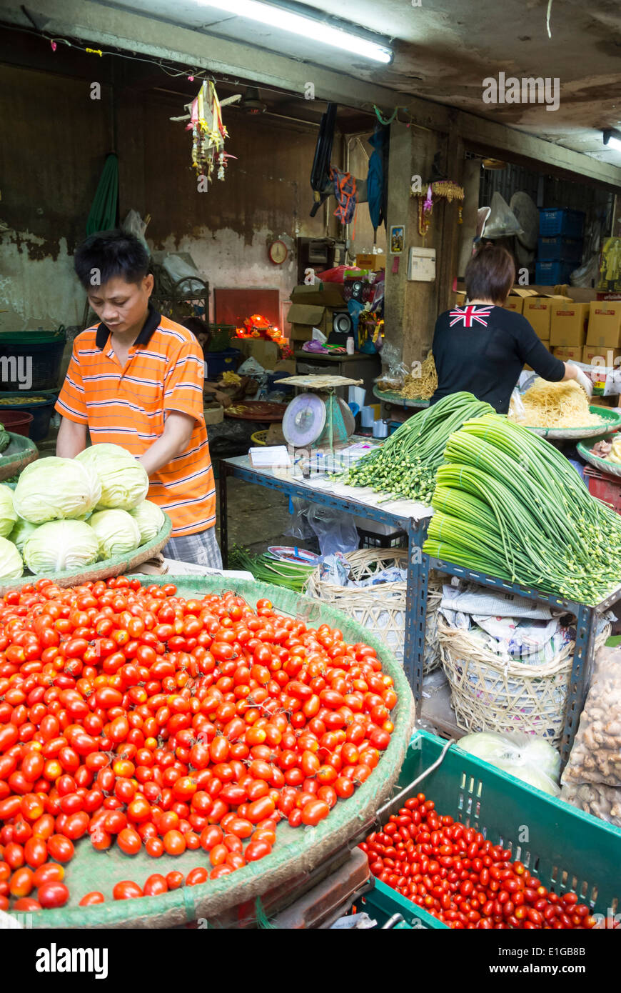 Thai vegetable merchant at Talat Pak Khlong, Bangkok, Thailand Stock ...