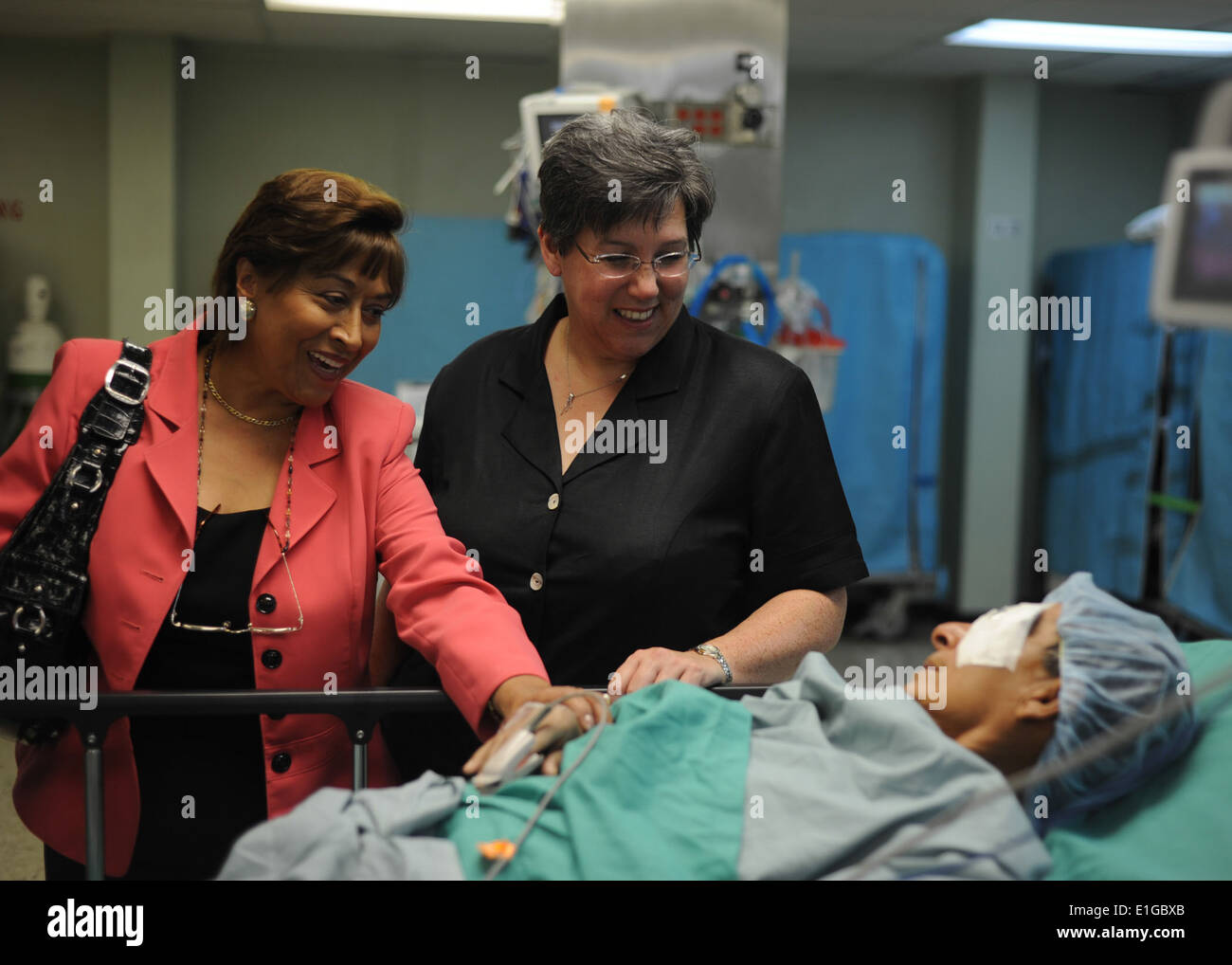 2011 dr zarela esther solis hi-res stock photography and images - Alamy
